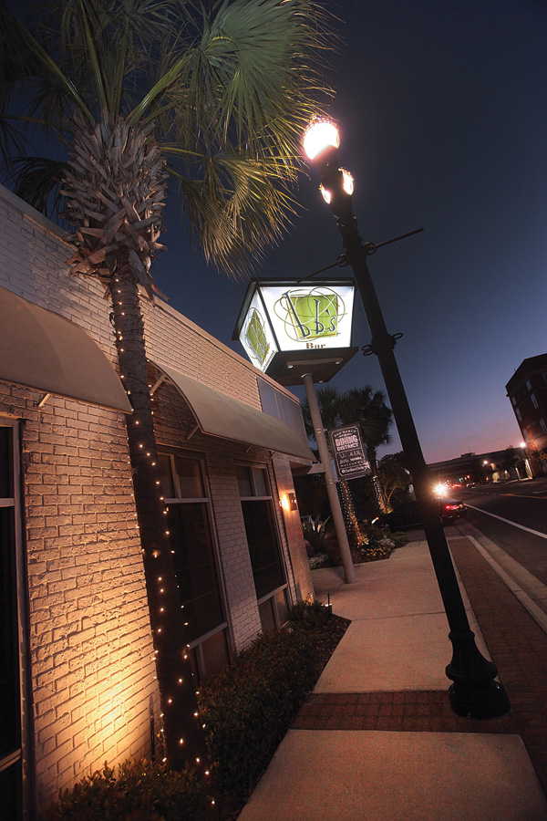 bb’s ~ a groovy place to b - Arbus Magazine